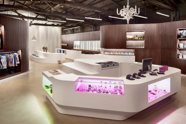 Well Connected | Storefront