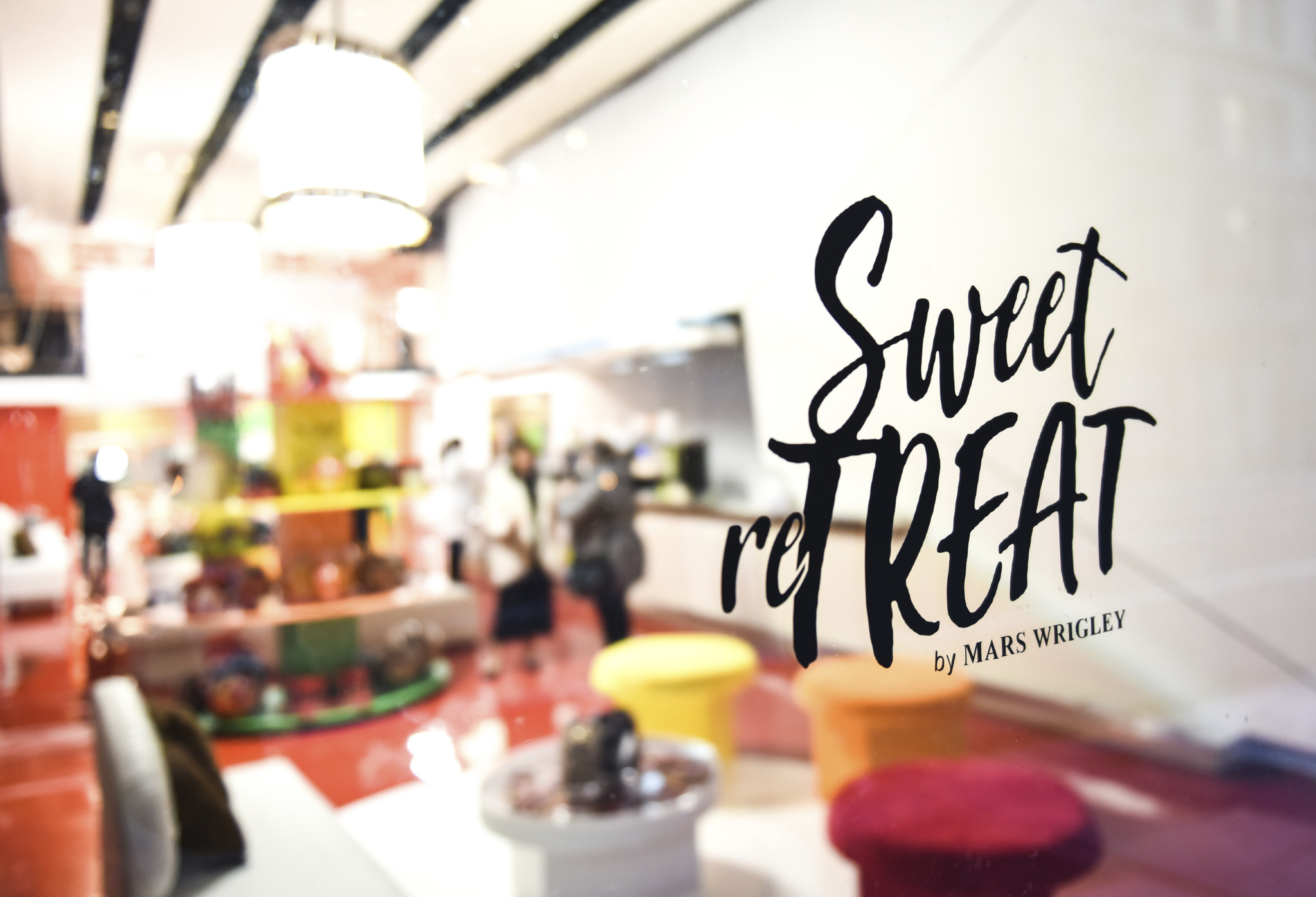 MARS Treats The Public To A Candy-Filled Pop Up Salon | Storefront