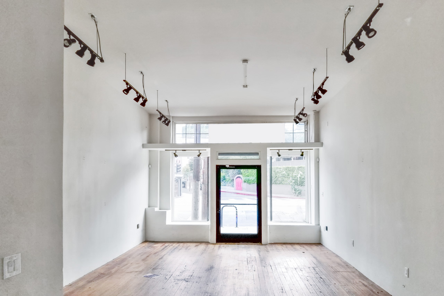 5 Ways To Make Your Short-Term Property Listing Stand Out | Storefront