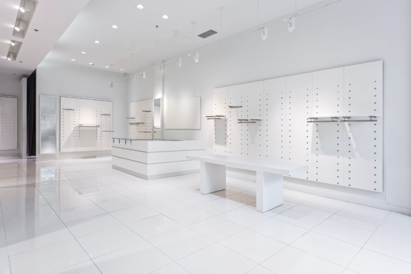 white box mall cominar | Storefront