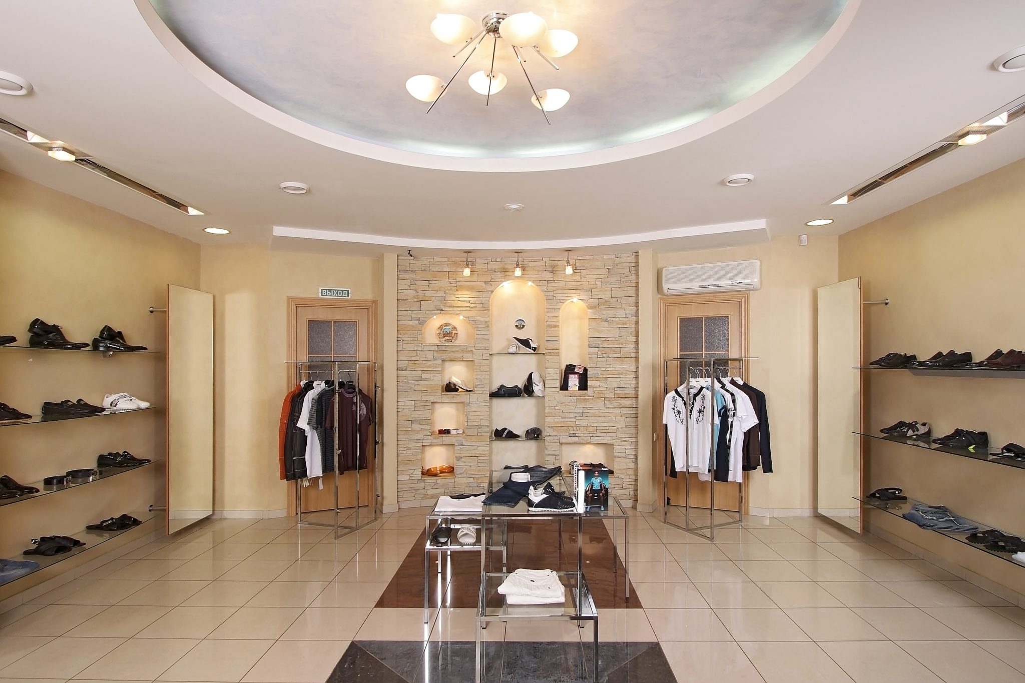 Pop Up Shop Fitting Room Design: 16 Tips to Increase Sales